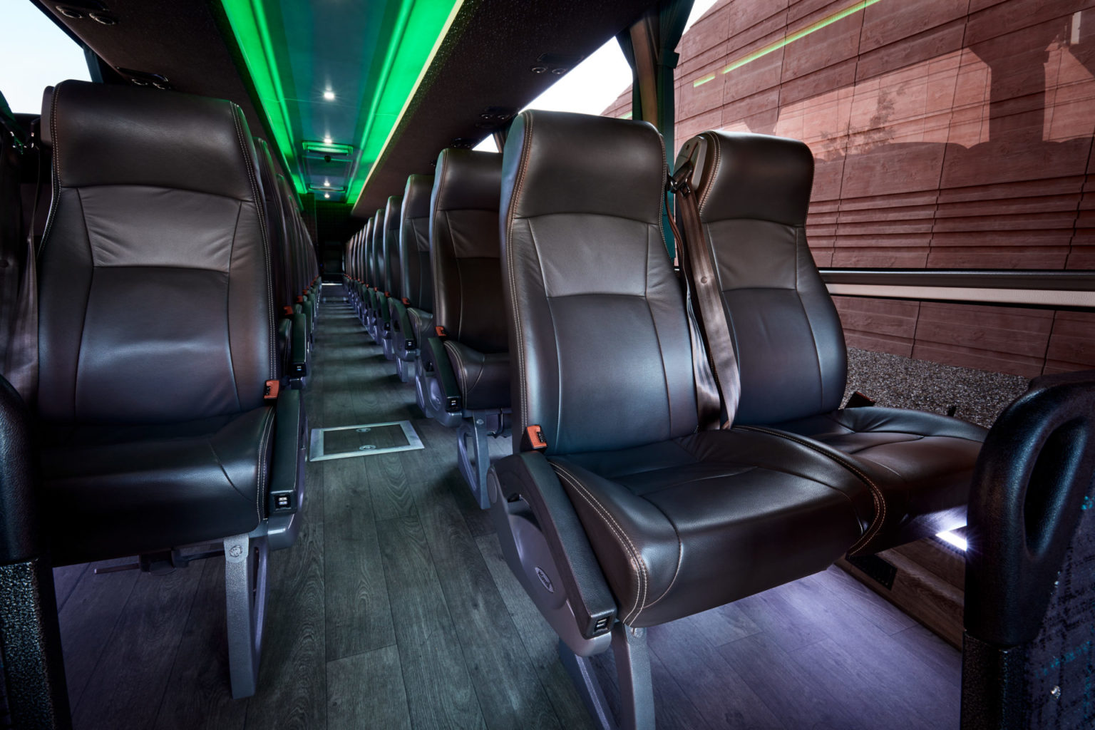 Our Vehicles - Airport Shuttlebus